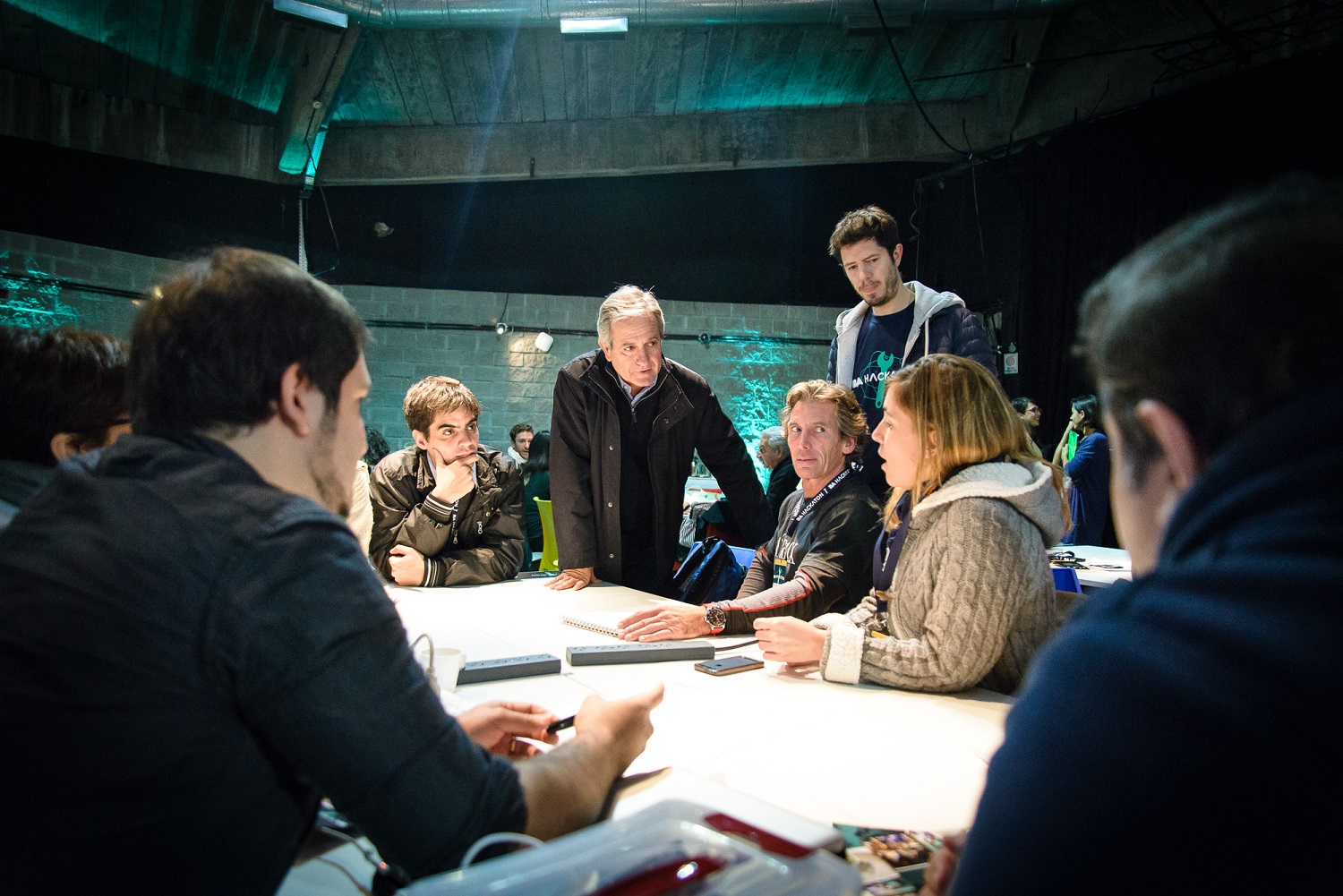 ¿Qué es un hackaton y por qué es fundamental? - Vixerant